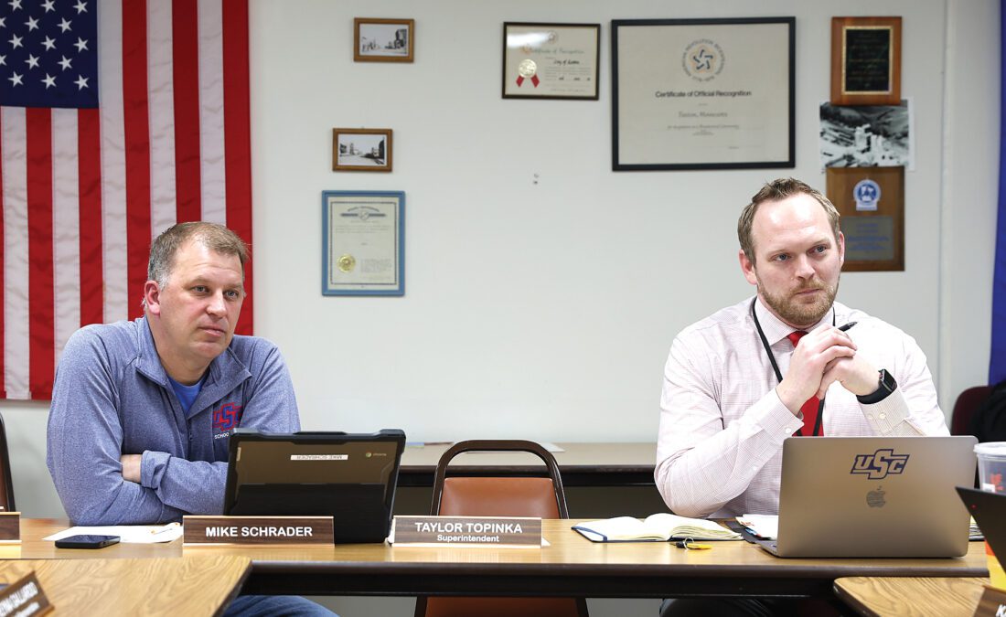 Topinka receives good evaluation | News, Sports, Jobs - Faribault ...